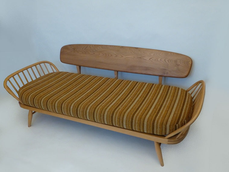 Vintage Ercol Studio Sofa or Daybed – retro living uk